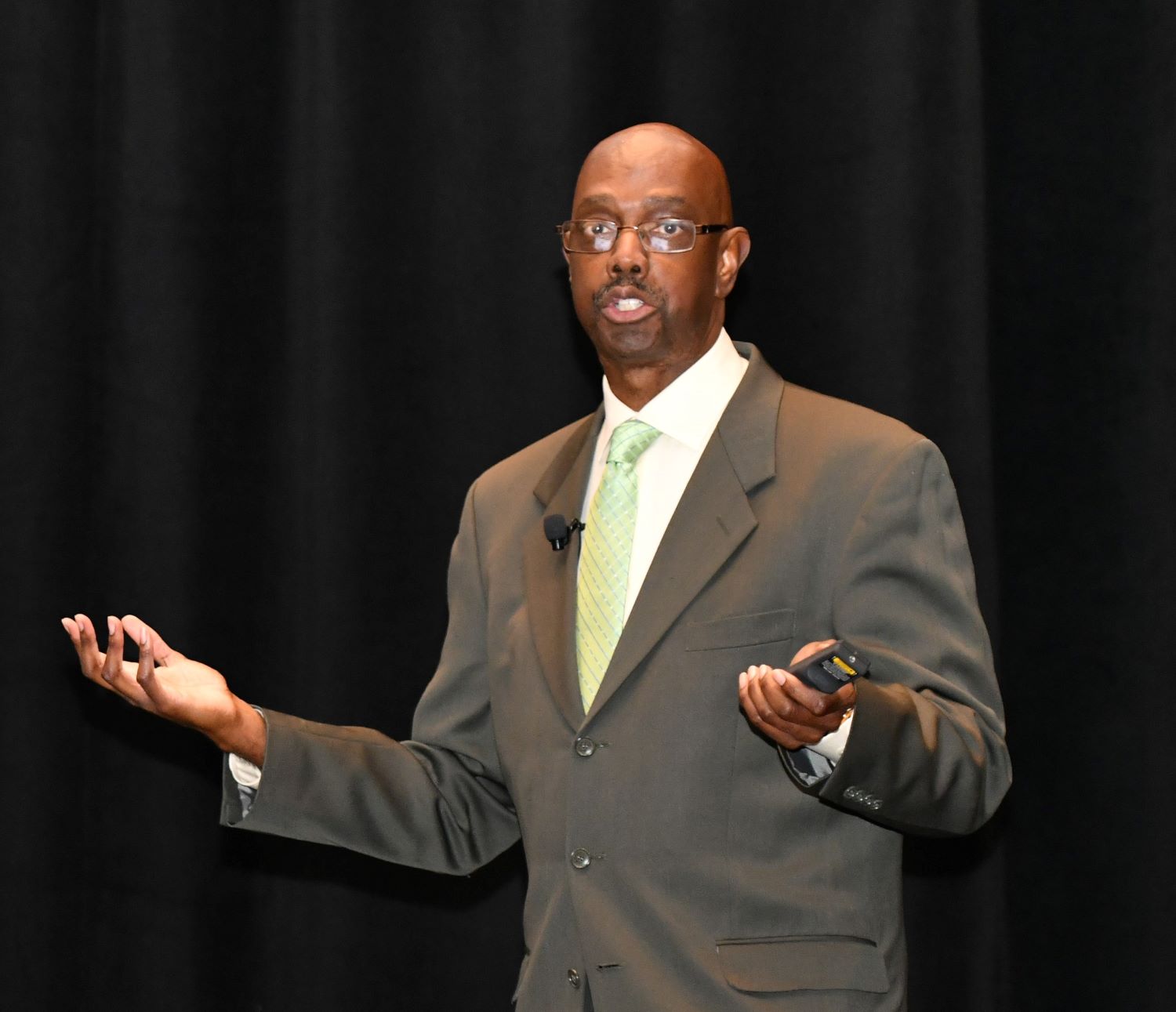 Professor Bennett's Speaking Portfolio - Elite Leadership Academy